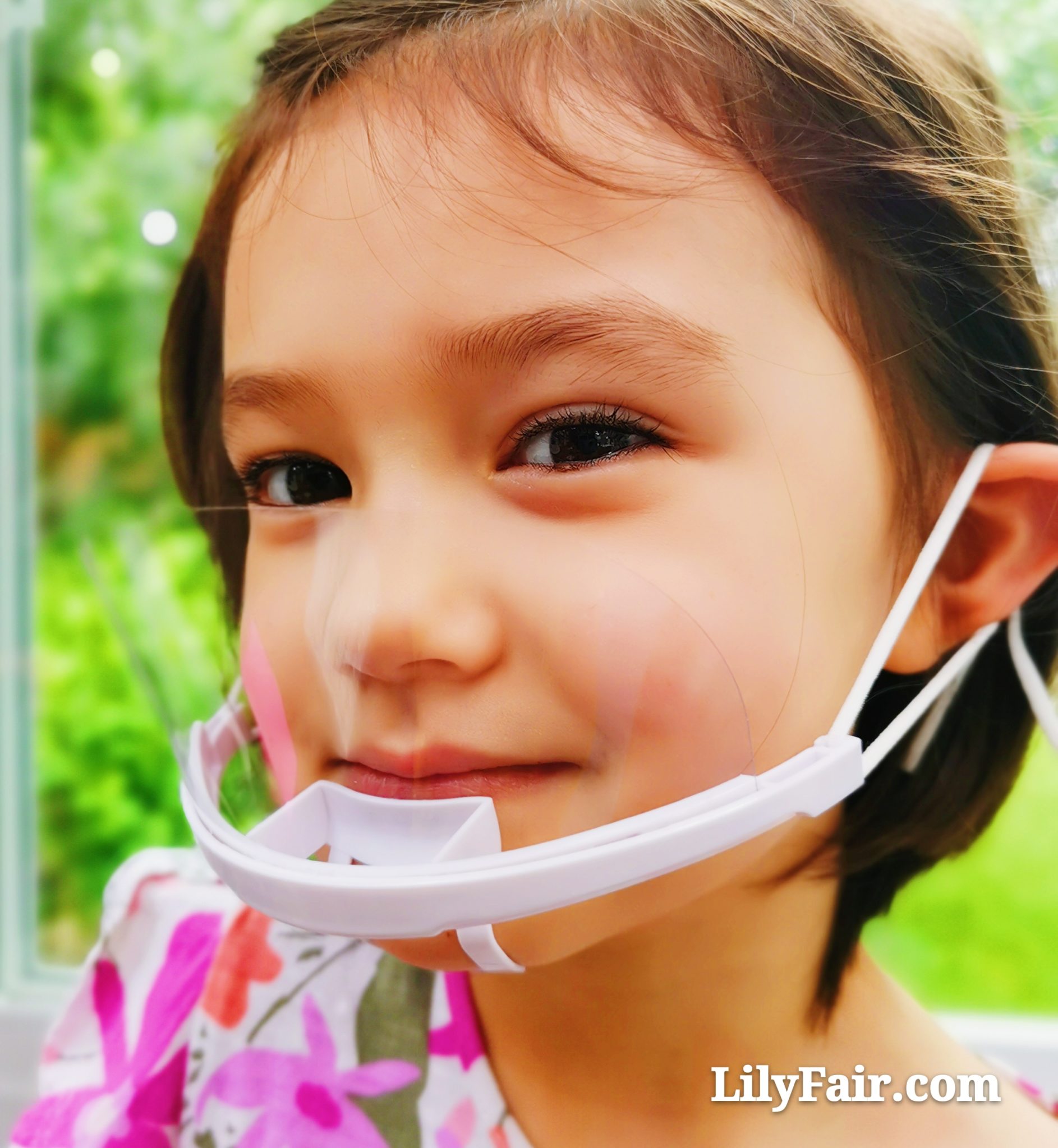 Kids Chin Up Transparent Face Mask (Anti Fog) - LilyFair Jewelry